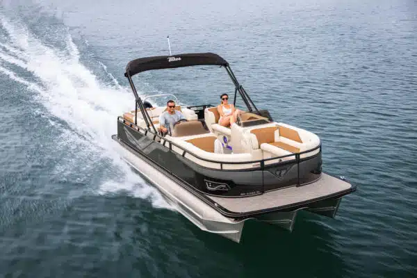 The Best Luxury, High Performance and Affordable Pontoon Boats - Tahoe ...